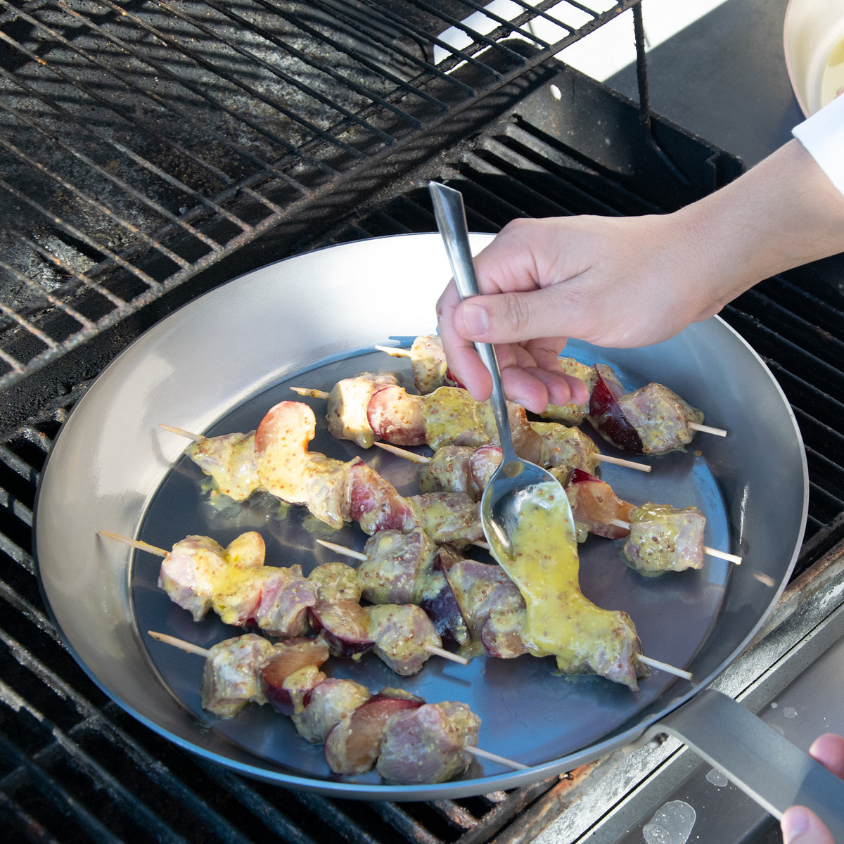 Mauviel M'STEEL Black Carbon Steel Round Frying Pan With Iron Handle ...